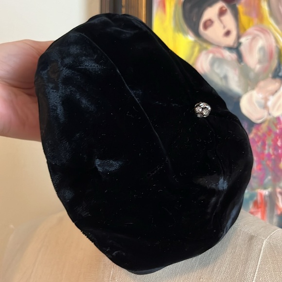 Polly’s Hats | Accessories | 93s 40s Vintage Womens Black Velvet Hat ...